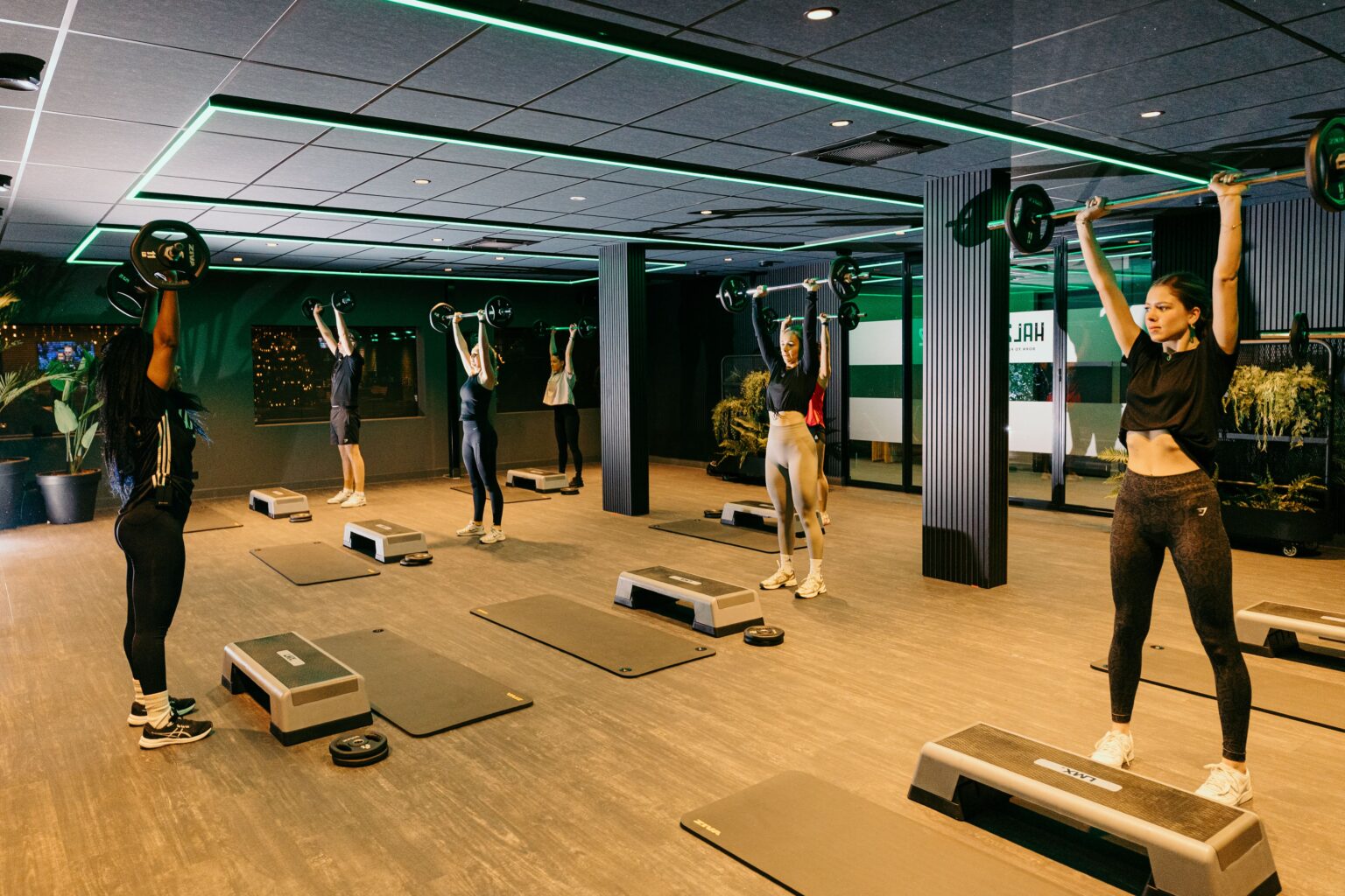 Padel, Bowling, Squash, Snooker, Pool & méér | HAL22